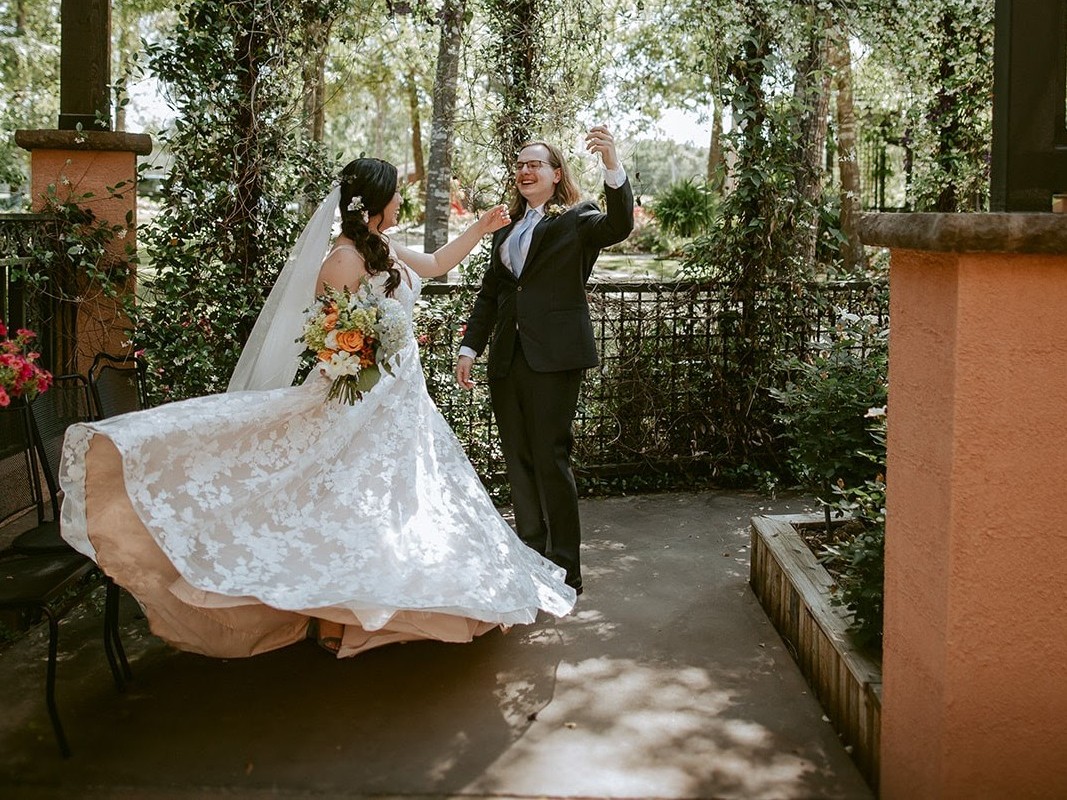 Rock Multiple Outfits on Your Wedding Day - Molto Bella Wedding & Event ...